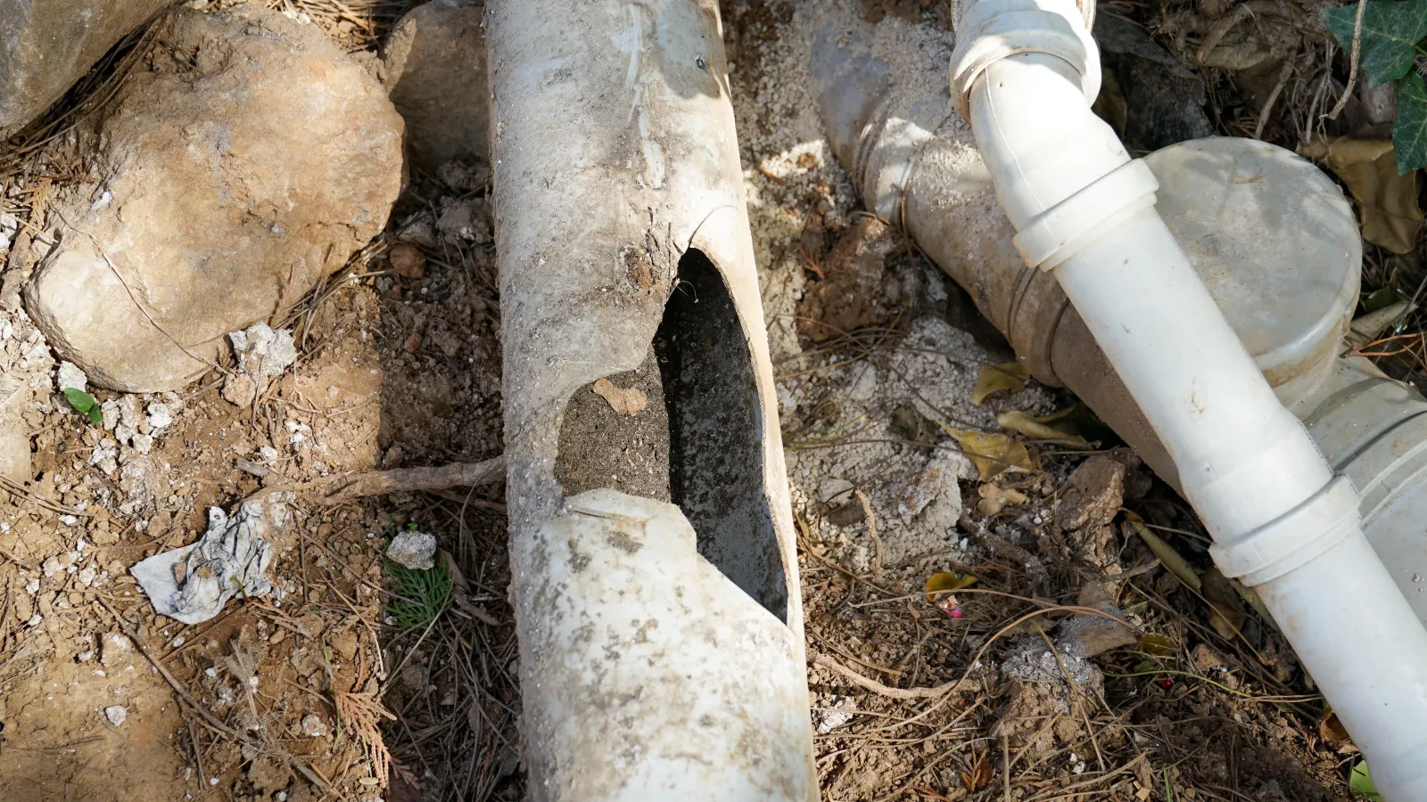 Fix a Broken Sewer Pipe: Simple Step-by-Step Repair Guide